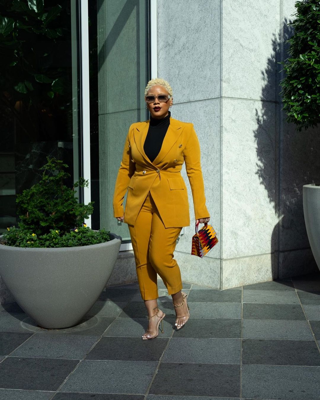 10 Ways To Look Stylish In Cold Weather – Stellar Woman Magazine